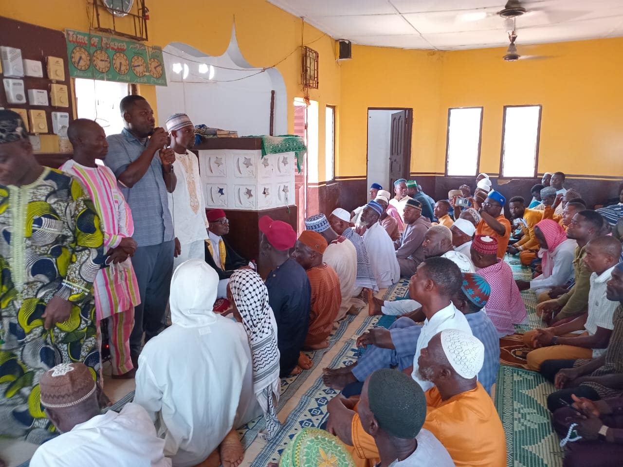 Muslim community prays for restoration of peace in Nkwanta South ...